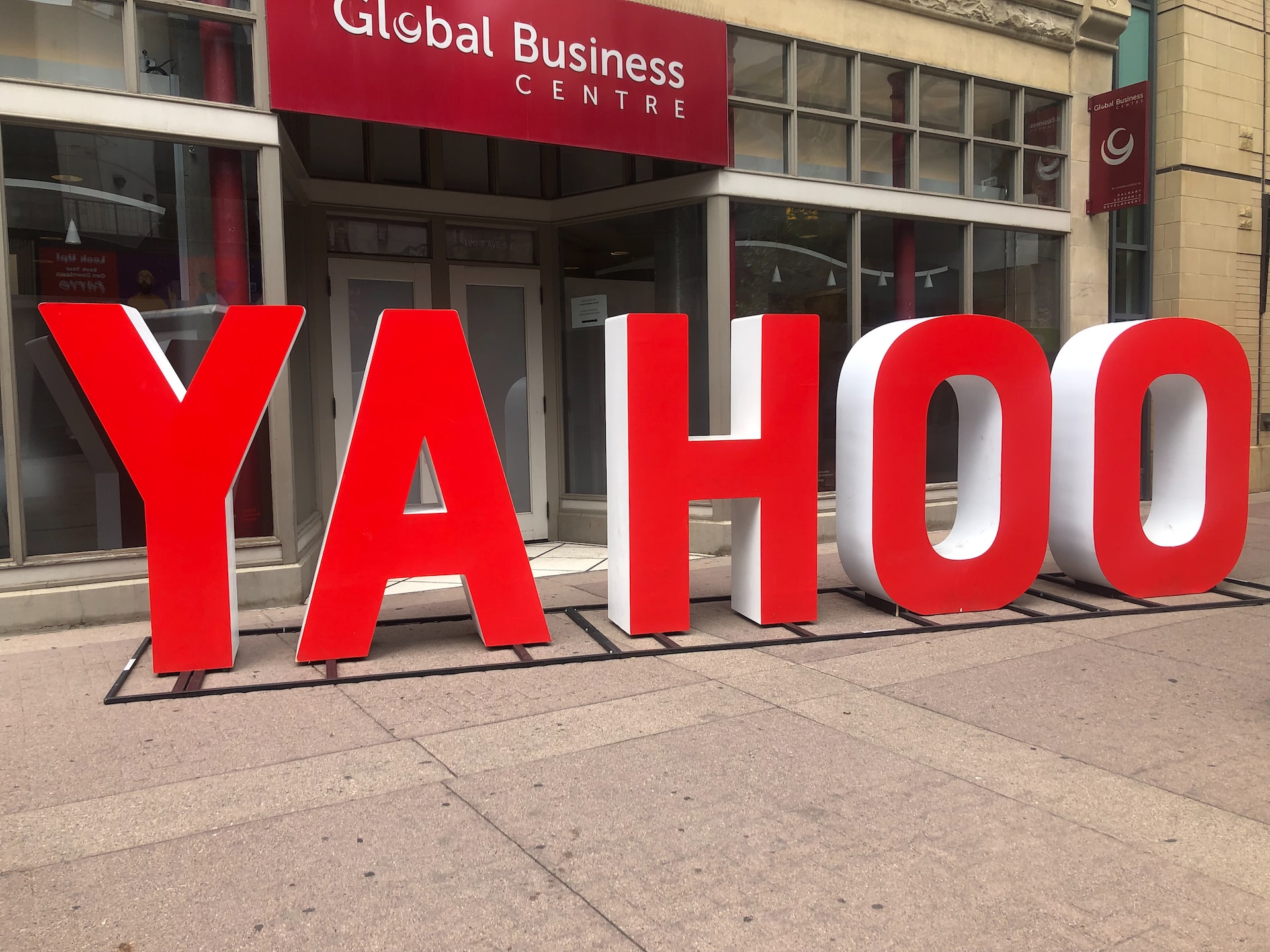 Why Did Yahoo Fail? An Introspective Look at the Rise and Fall of an ...